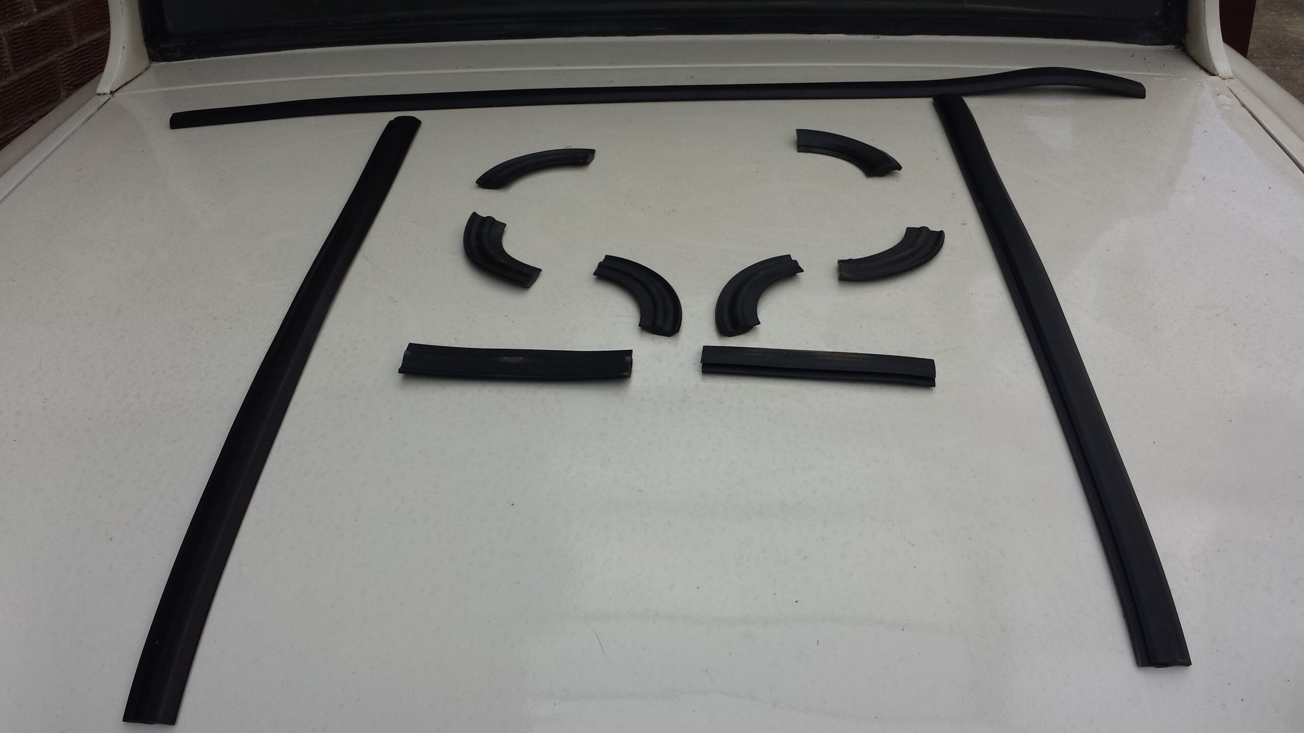 Boot Rubber Seal Kit - Ford Classic and Capri Owners Club (1961-64)