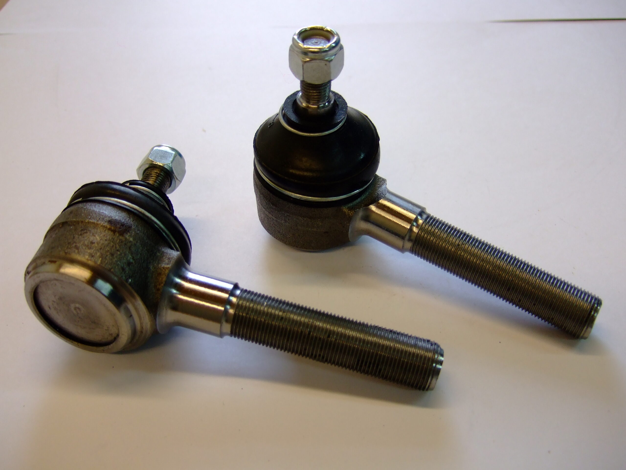 Track rod ends (one side pair) - Ford Classic and Capri Owners Club